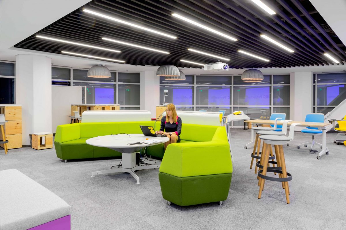 WAVESPACE EY - AMA Design